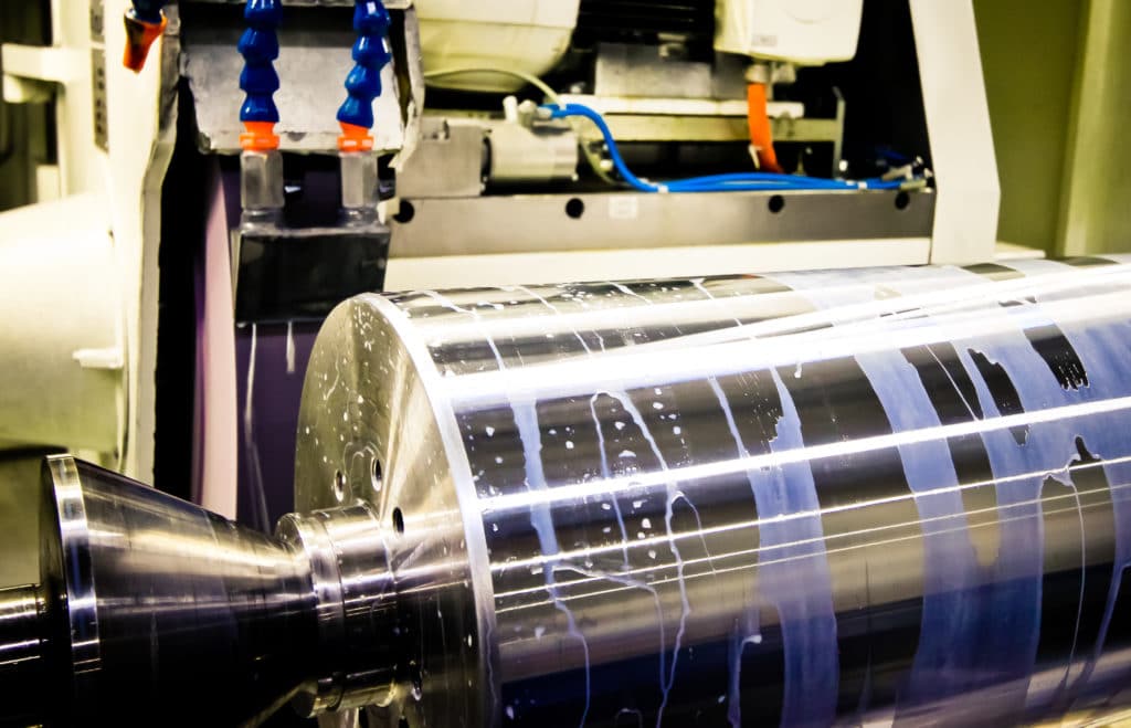 Cylindrical grinding - External cylindrical grinding between centers ...