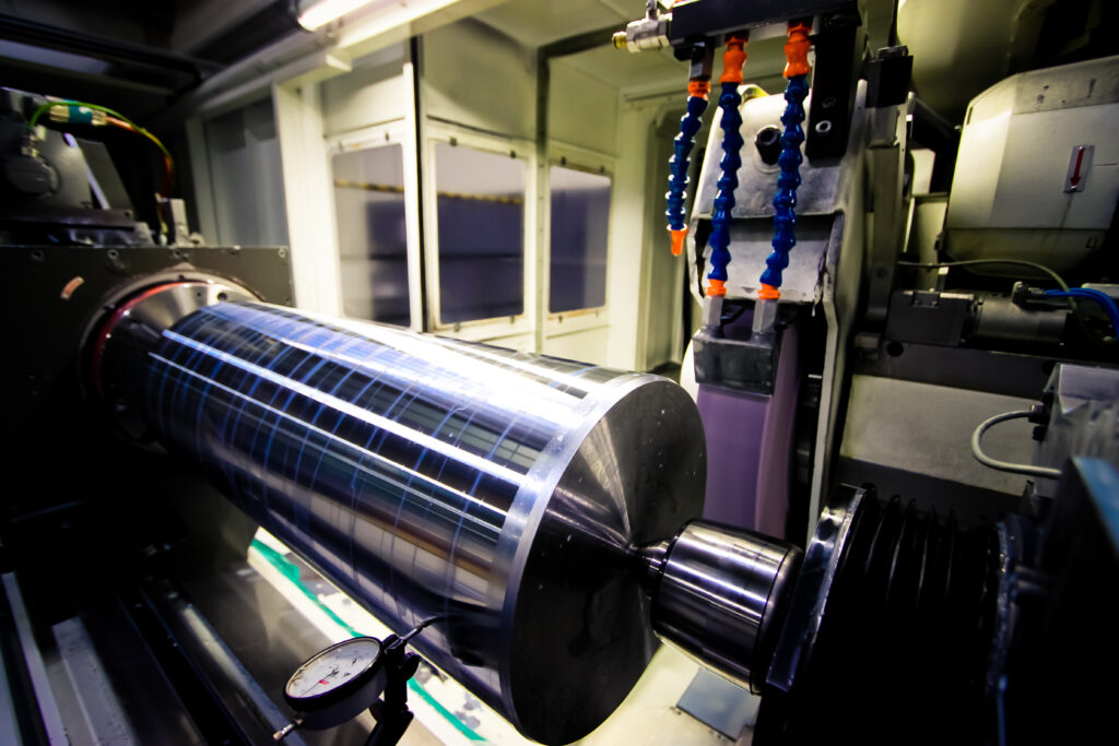 Cylindrical grinding - External cylindrical grinding between centers ...